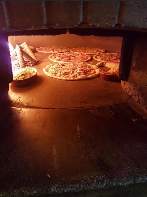 Ristorante La Masseria - Pizza aus dem Holzofen - Italiener Mering